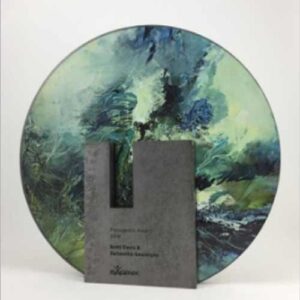 Sustainable Trophy Dubai UAE | SquareRoot